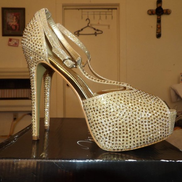 Lasonia | Shoes | Lasonia Gold Glitter Stiletto Heels Bling Sz | Poshmark